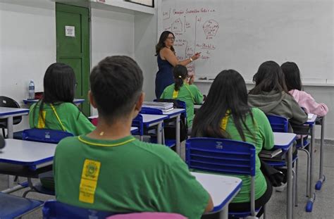 Sed Divulga Calend Rio Para Ano Escolar De Aulas Come Am Em De