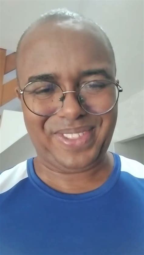 Nos braços do Pai Diante do Trono Cover Robertinho Black YouTube