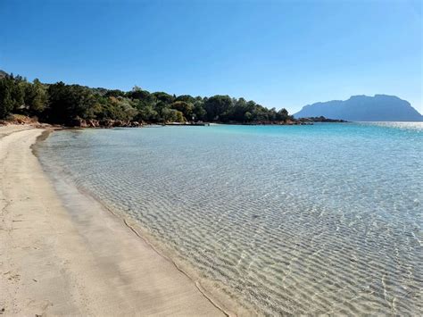 Top 10 cele mai frumoase plaje din Sardinia unde trebuie să ajungi