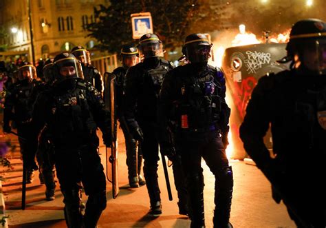 Quinta noche de disturbios en Francia con más de 700 detenidos El Correo