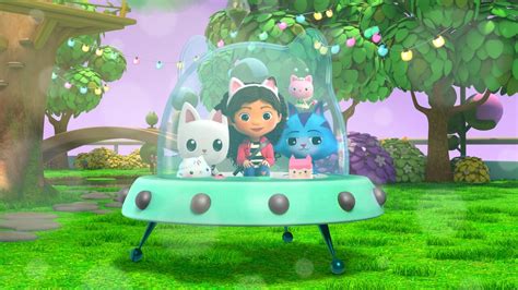 Watch Gabby S Dollhouse Season 1 Episode 10 MerCat Gets Her Sparkle