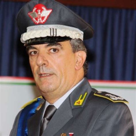 Guardia Di Finanza Il Nuovo Comandante Andrea De Gennaro Corriere