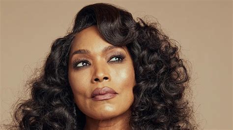 Angela Bassett Vem Ao Brasil Pela Primeira Vez Para Participar Do