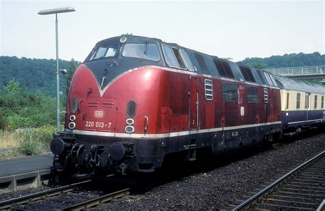 220 013 Vienenburg 11 08 83 Foto W Consten Bahnbilder Von W H
