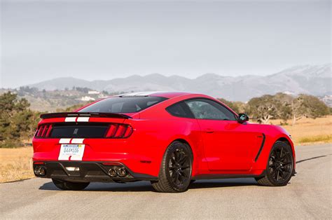 2016 Ford Shelby GT350 Mustang Review
