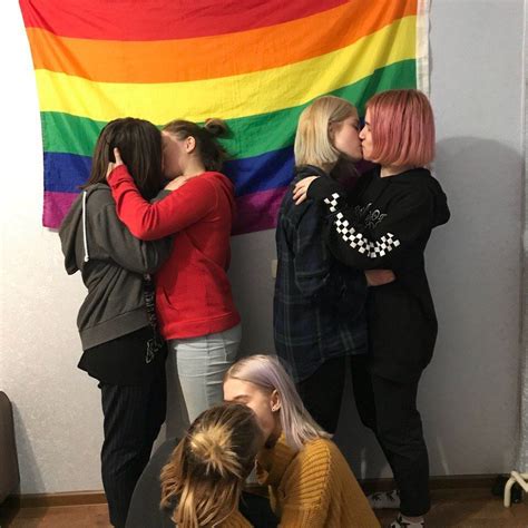 Сохранённые фотографии 1 394 фотографии Лесбийские пары Лгбт