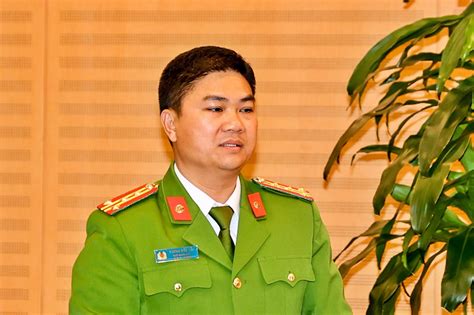 Phó giám đốc Công an Hà Nội Vỉa hè không phải là nơi kinh doanh buôn bán