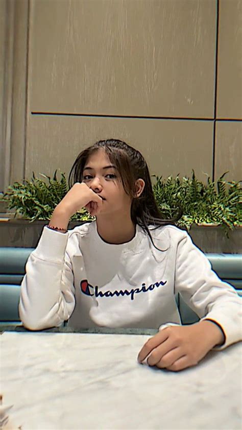 Pin Di Simpan Cepat Di 2024 Orang Cantik Penyimpanan Foto Gambar