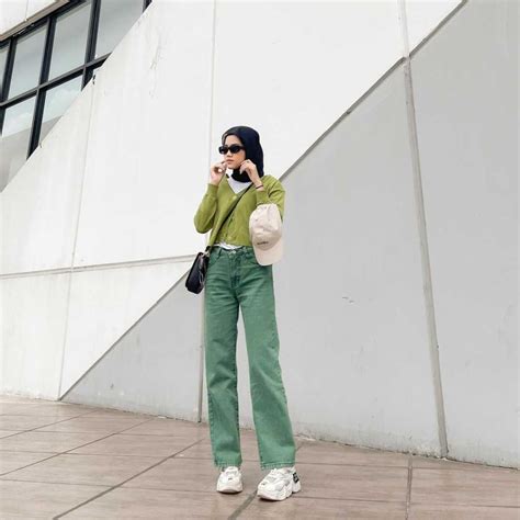 Padu Padan Outfit Nonton Konser Ala Selebgram Wanda Hamidah