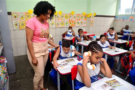 Jornal Correio Prefeitura De Salvador Abre Sele O Para Professores
