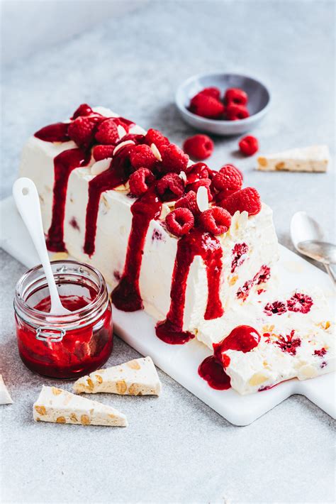 Parfait Glacé Framboise Nougat La Recette Rapide Lilie Bakery