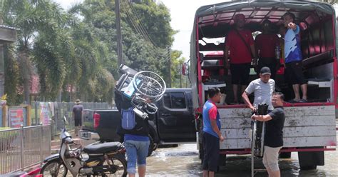Over 47 000 Flood Evacuees Still Housed At Relief Centres In Three