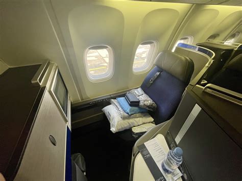 Flight Review United Polaris Business Class Zrh Iad Nonstop Points