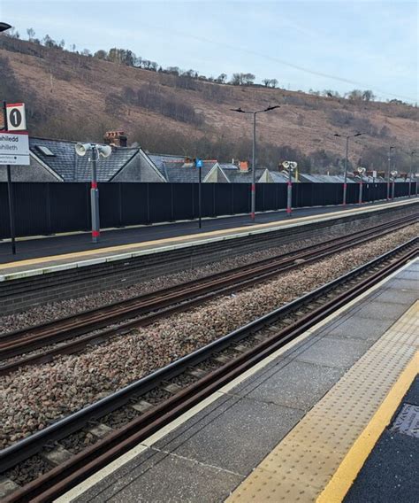 New Platform At Llanhilleth Station Jaggery Cc By Sa 2 0 Geograph