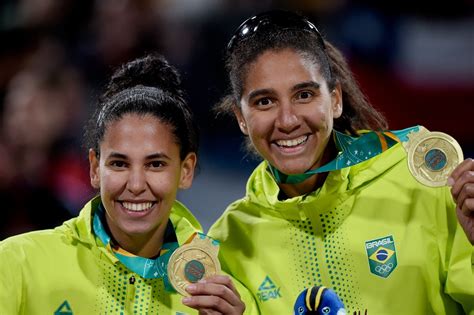 Duda Ana Patrícia e André George garantem ouros no vôlei de praia nos