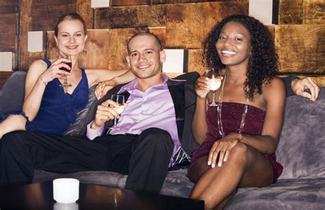Plan à trois coquin avec deux femmes et un homme Telegraph