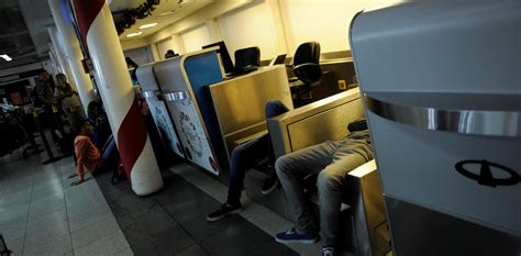 Demoras Y Cancelaciones En Aeroparque Por Una Protesta De Pilotos