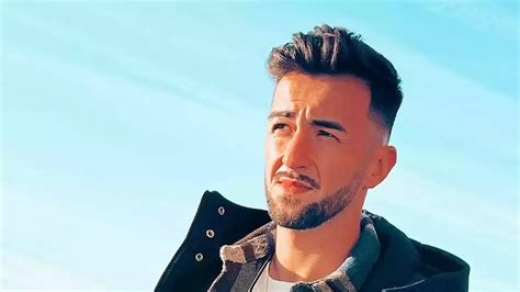 João Almeida ex de Fanny Rodrigues chora morte do pai Irmã da