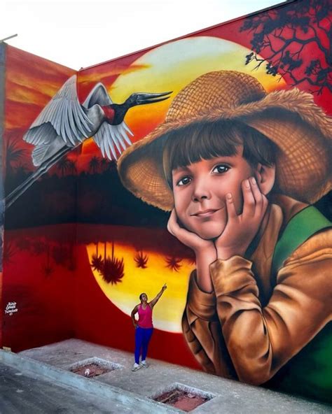 How Fábio Gomes Trindade Uses Natural Elements To Transform Street Art