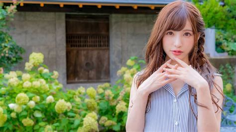 Amatsuka Moe ทใหความสนใจกฎหมายใหมกลาวในครงแรกวาการผานกฎหมาย