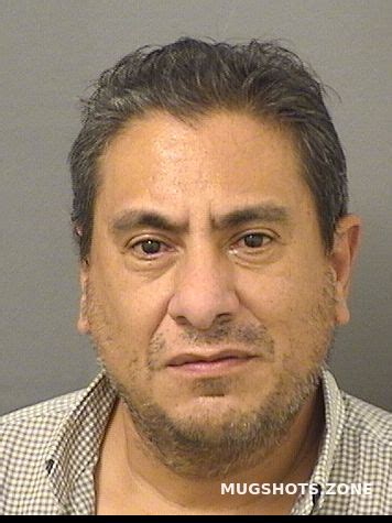 GARZONLIZARRALDE MAURICIO 10 29 2022 Palm Beach County Mugshots Zone