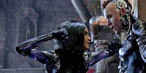 Alita Battle Angel S Biggest Plot Hole Ruins The Film S Story