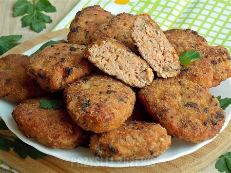 Kotlety Mielone Z Pieczarkami Przepis PrzyslijPrzepis Pl