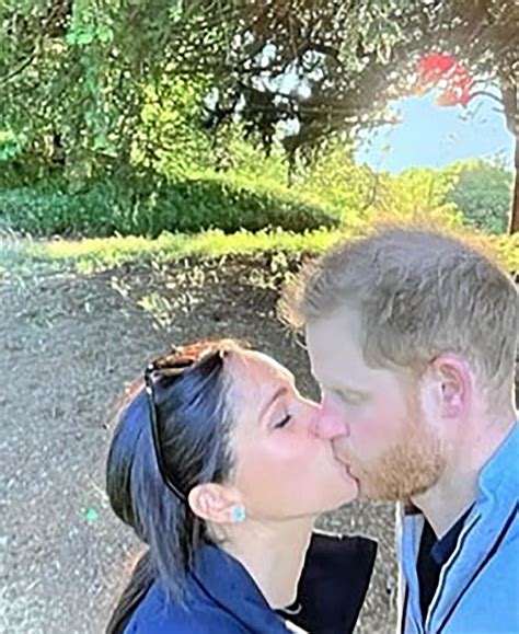 Photo Meghan et le prince Harry déménagent de Frogmore Cottage pour