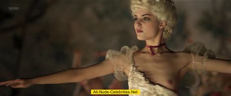 Michalina Olszanska Topless Nude In Matilda