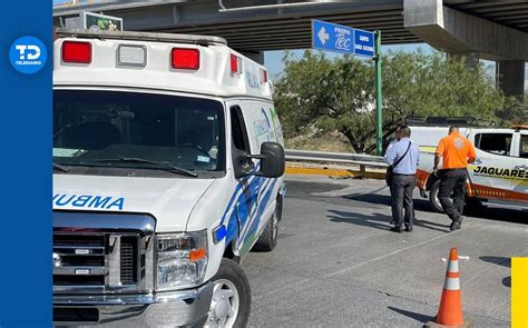 Choque entre un vehículo y un motociclista en avenida Morones Prieto