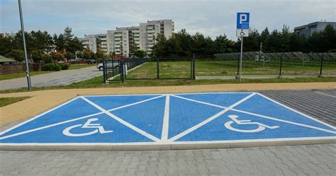 Jaki mandat za parkowanie na miejscu dla niepełnosprawnych
