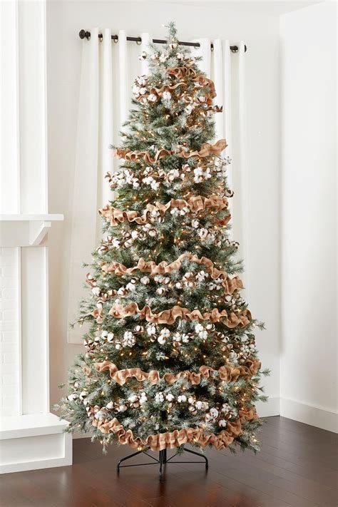 Top Steps On How To Decorate A Christmas Tree Like A Pro