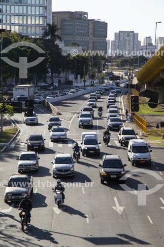 TYBA ONLINE Assunto Tráfego de veículos na Avenida do Estado
