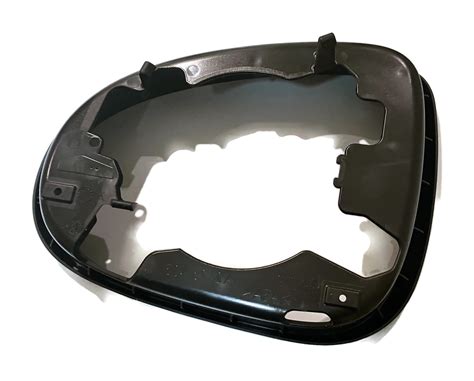 Ramka obudowa lusterka zewnętrznego VW Touareg 2011 2018 7P6857601