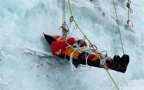 Mount Everest a halálzóna sokkoló képek a hegy áldozatairól 18 Hír ma
