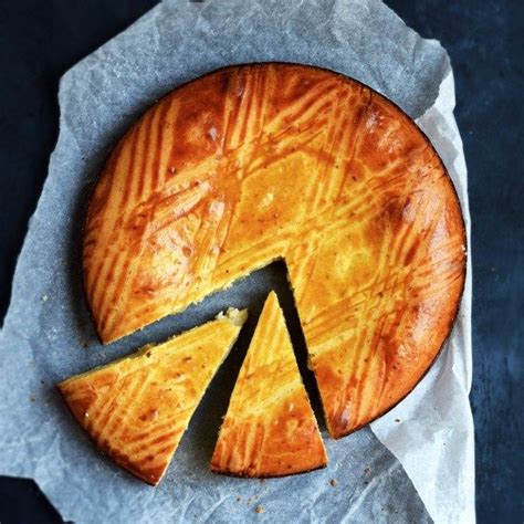 Gâteau Basque Basque Cake with pastry cream Basque cake Desserts