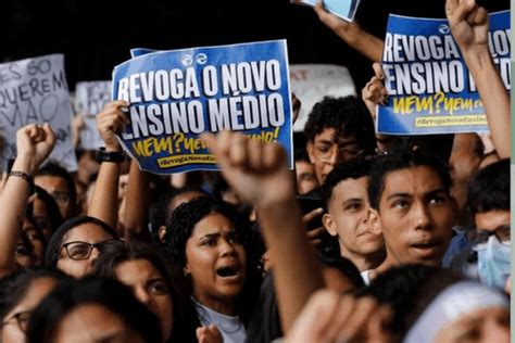 Revogar o novo ensino médio 10 motivos para aderir à campanha