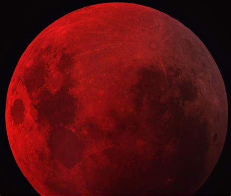 Entenda por que o eclipse desta noite é apelidado de Lua de sangue