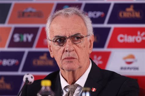 Así fue la presentación oficial de Jorge Fossati como DT de la