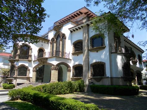 Fotografías del deslumbrante estilo neocolonial en la Ciudad de México