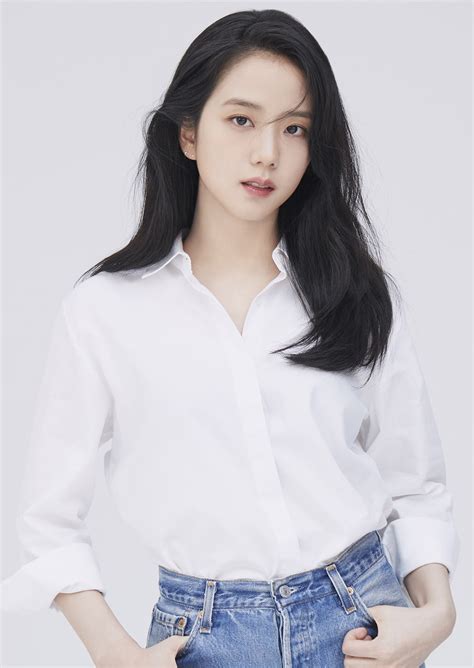 Blackpink S Jisoo Shines In New Profile Photos For Acting Career Soompi