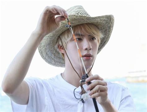 BTS Jin Super Tuna a dépassé les 85 millions de vues Super Power K