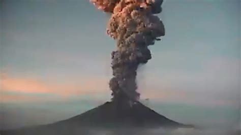 Video El Volc N Popocat Petl Registra Una Nueva Explosi N Tn Noticias