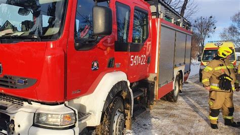 Wypadek z udziałem radiowozu na Pomorzu Ranni zostali dwaj policjanci