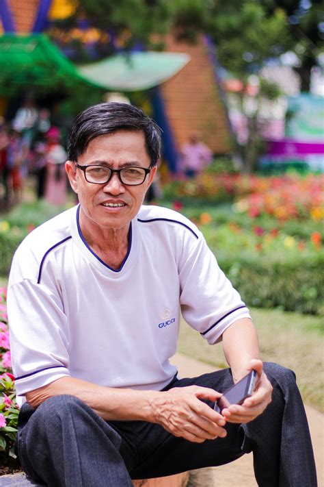 Full Bộ Ảnh Đàn Ông Trung Niên Việt Nam Đẹp Nhất VN Pepsilan