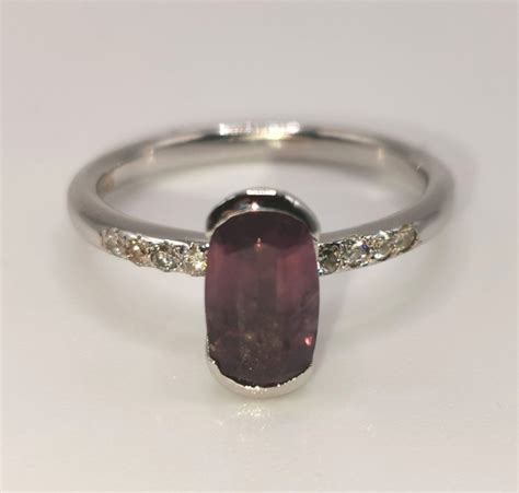 Kt White Gold Ring Ct Sapphire Diamonds Catawiki