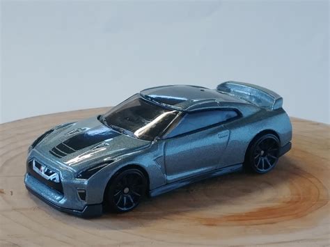17 Nissan GT R R35 2021 Then And Now A Hot Wheels Addict Museum