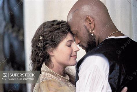 IRENE JACOB And LAURENCE FISHBURNE In OTHELLO 1995 Directed By