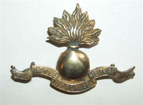INSIGNE DE BERET Ecole Speciale Militaire 2 Anneaux 1 Patte EUR 15