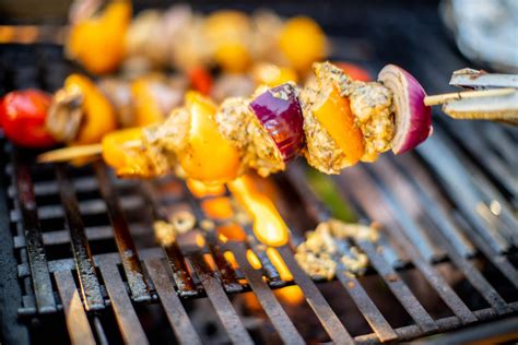 Les Trois Trucs Pour Bien Cuire Du Poulet Sur Le BBQ Yumfit Plaisir